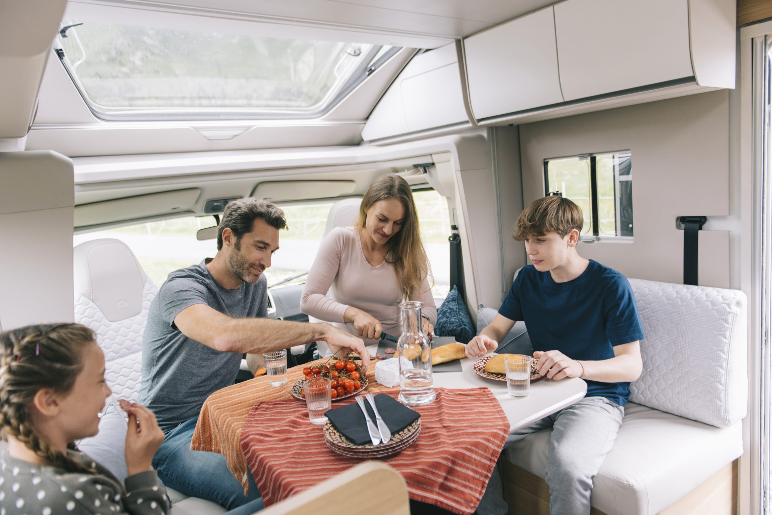 Motorhome hire: Everything you need to know before hiring a motorhome ...