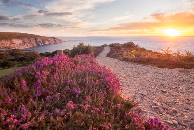 Best places to see Isle of Wight sunsets - Van Life Matters